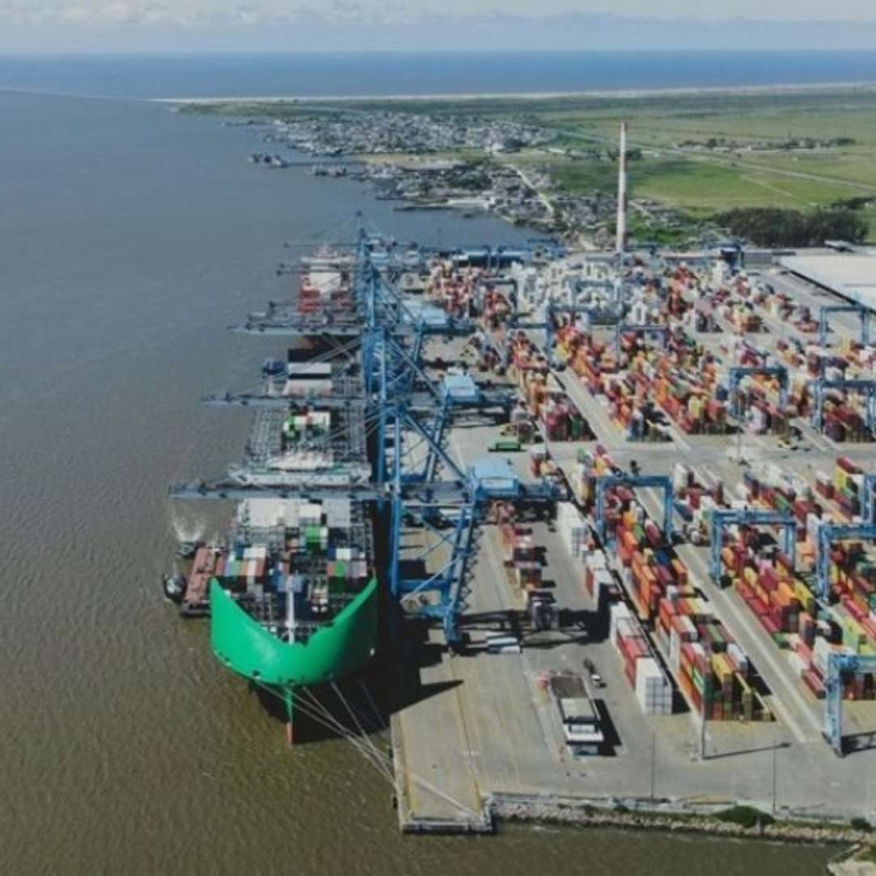 Complexo portuário do Rio Grande (RS) recebeu pela primeira vez navio ...